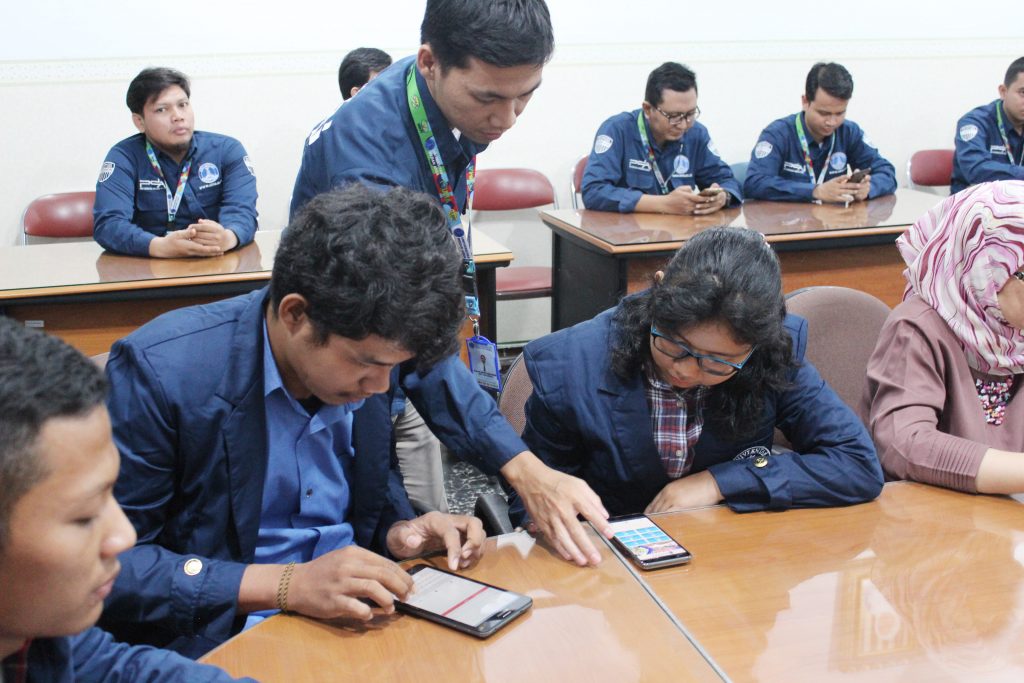 Launching Aplikasi Smart Campus Berbasis Android dan IOS - Biro ...